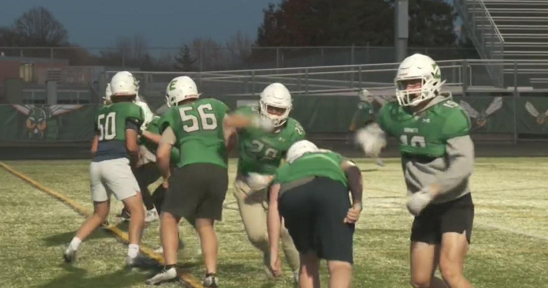 Edina football team to take on Eden Prairie in first semi-final ...