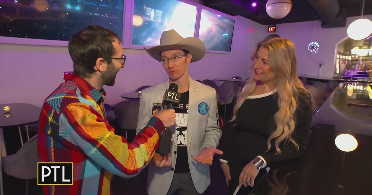 #TeamPTL: Space Bar - CBS Pittsburgh