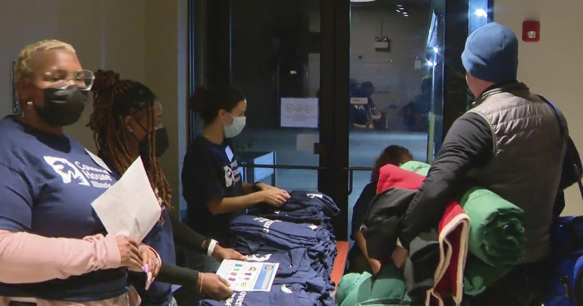 Covenant House held 7th annual Sleep Out Chicago event to help young ...