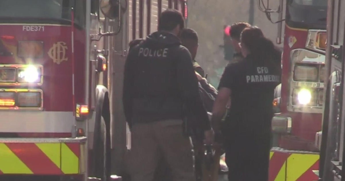 23 people rushed to hospital after CTA train accident - CBS Chicago