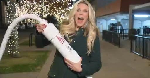 CBS News Colorado meteorologist Lauren Whitney does million-light plug ...
