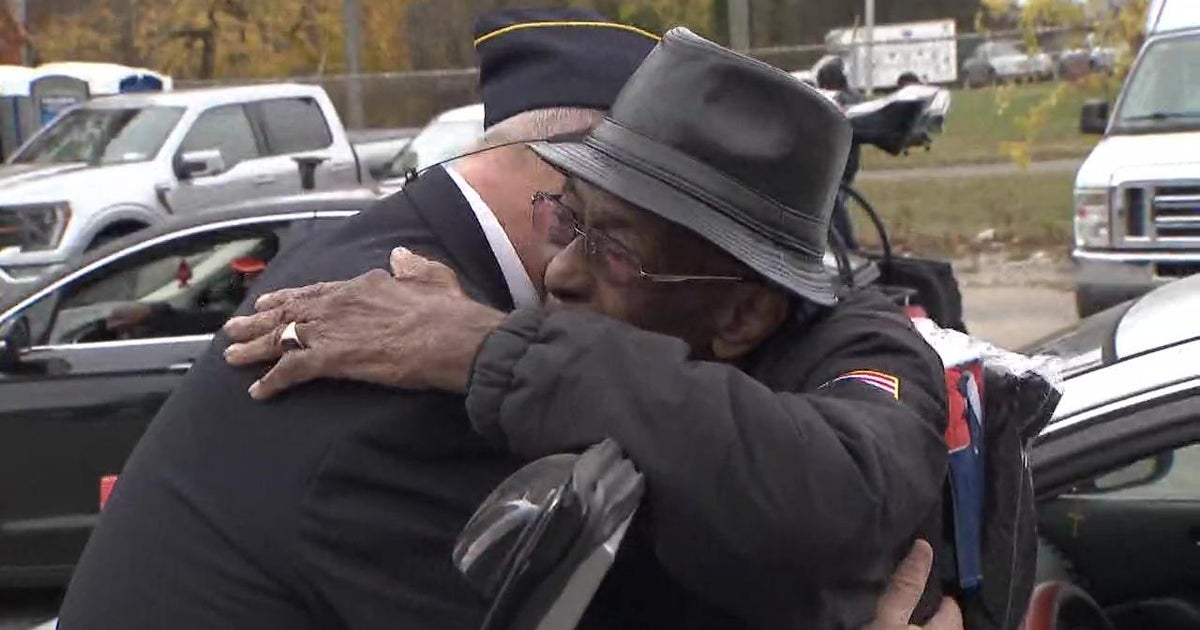 Free turkeys and more are a show of support for veterans at Freeport's ...