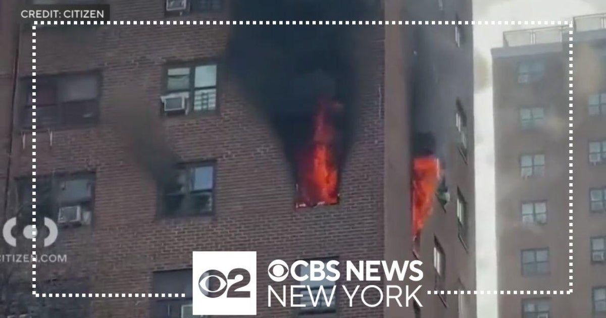 4 hurt in fire a Mitchel Houses in the Bronx - CBS New York