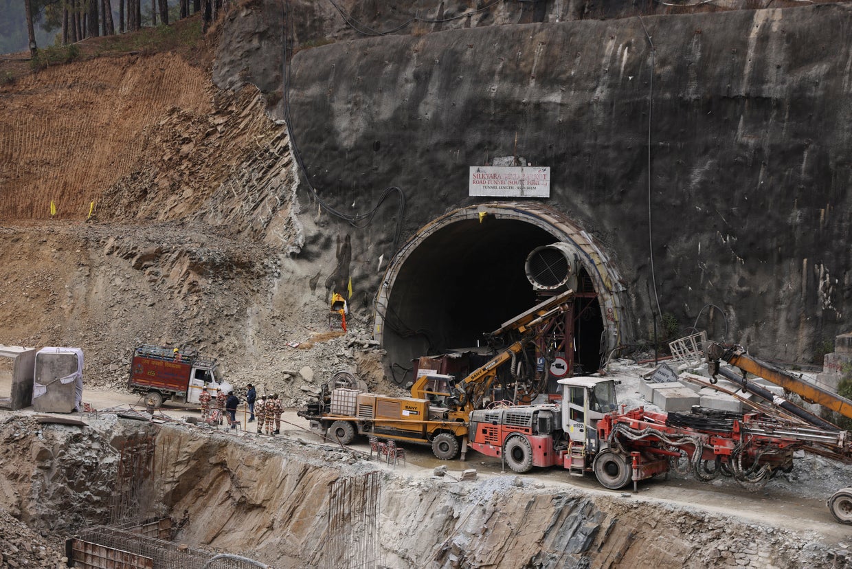India tunnel collapse rescue effort turns to "rat miners" with 41 ...
