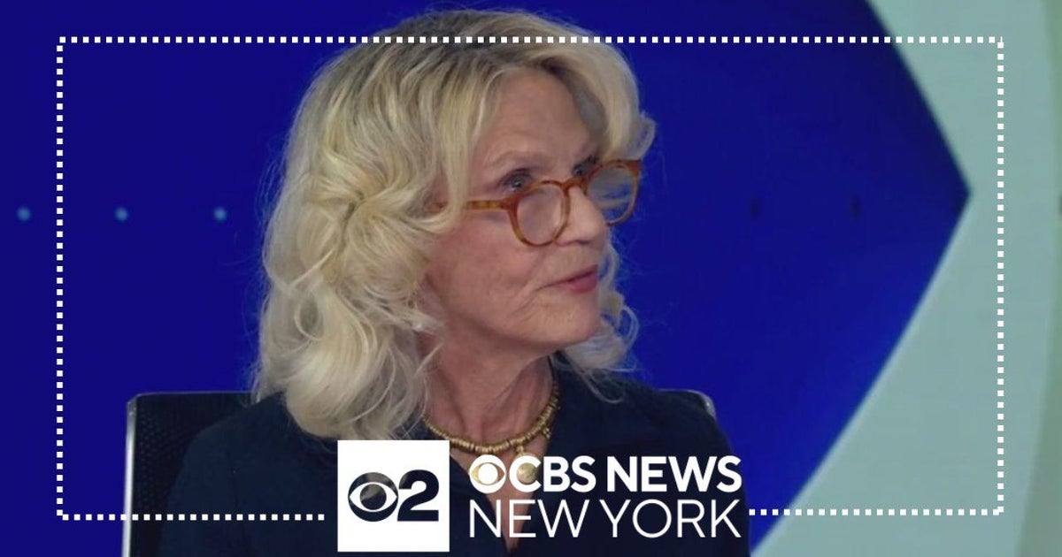 Jennifer McLogan reflects on the LIRR massacre - CBS New York