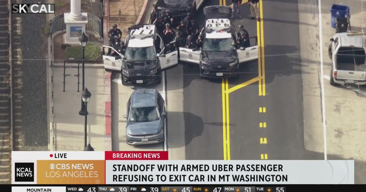 Police continue standoff with Mt. Washington Uber passenger believed to ...