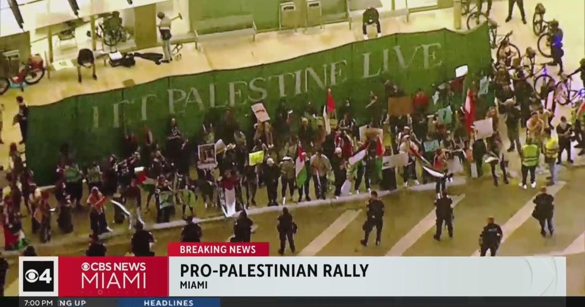 Pro-Palestinian rally held in Miami Beach - CBS Miami