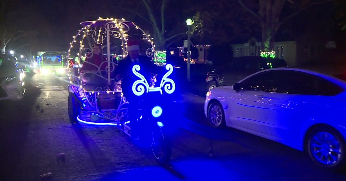 Dashing through Sacramento: A festive trip through east Sacramento's ...