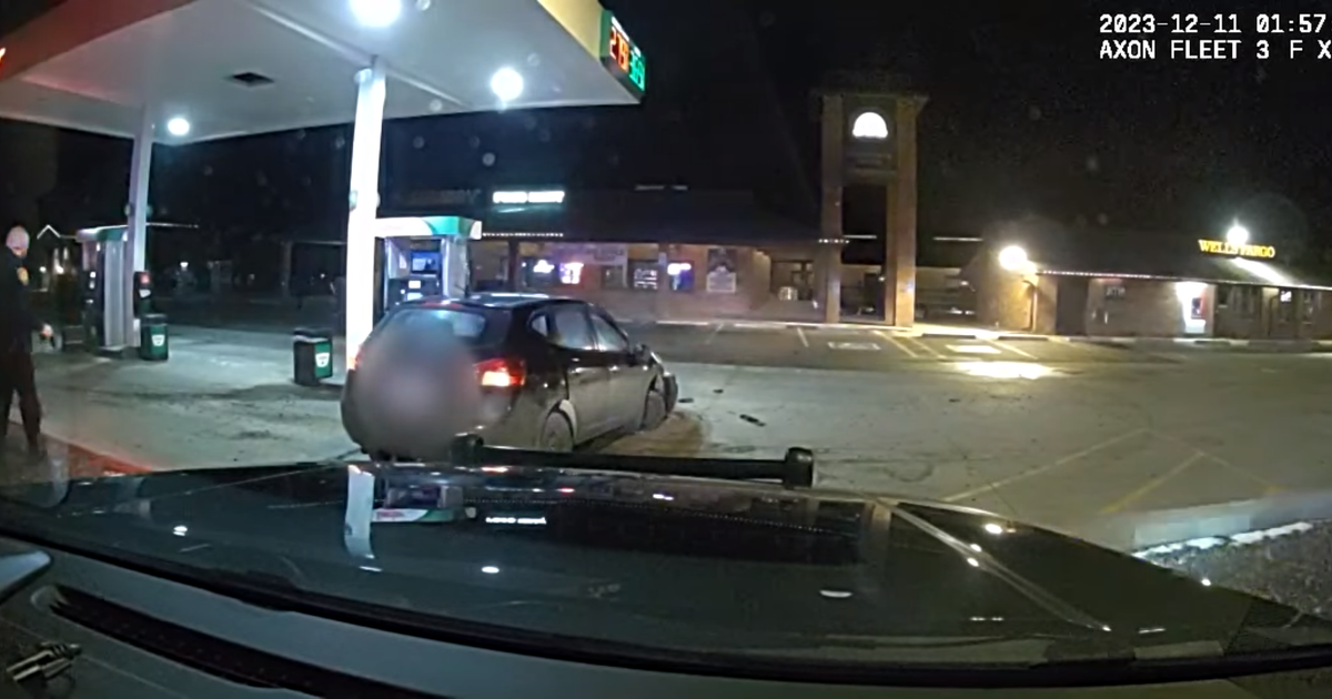 Aurora woman faces charges after police chase stolen vehicle in Douglas ...