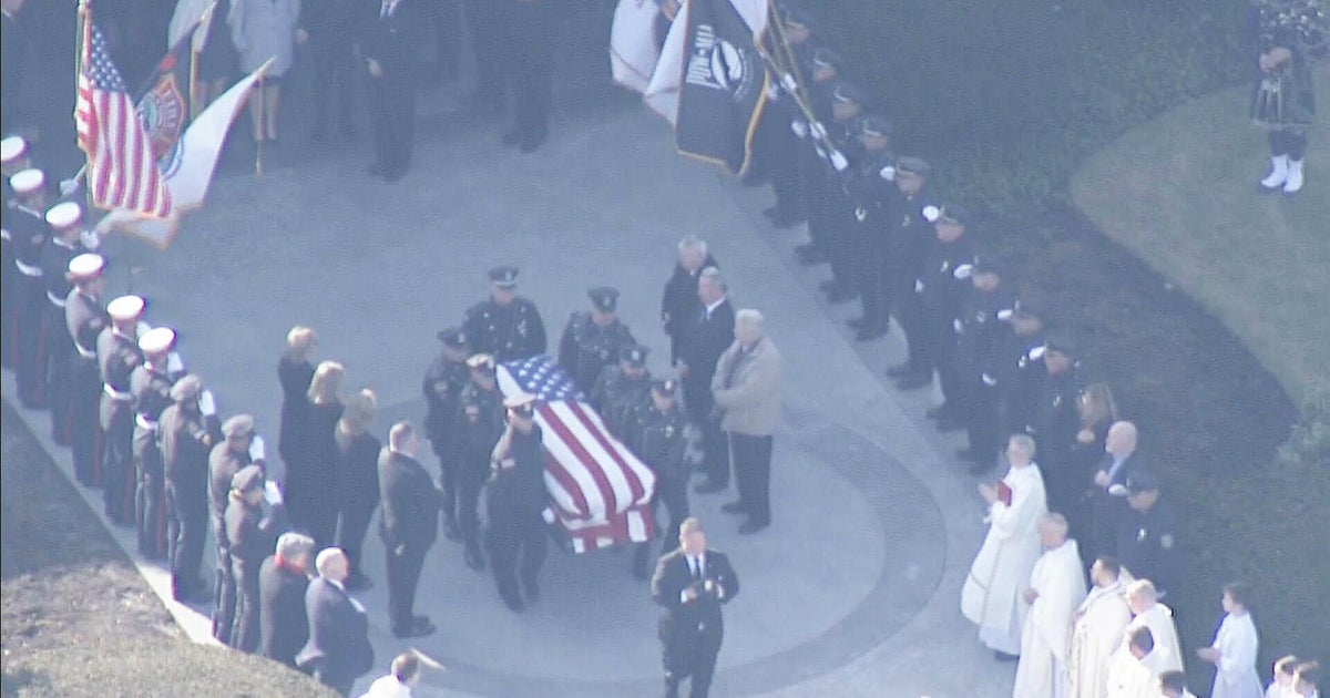 Fallen Waltham Police Officer Paul Tracey remembered as hero, honored ...