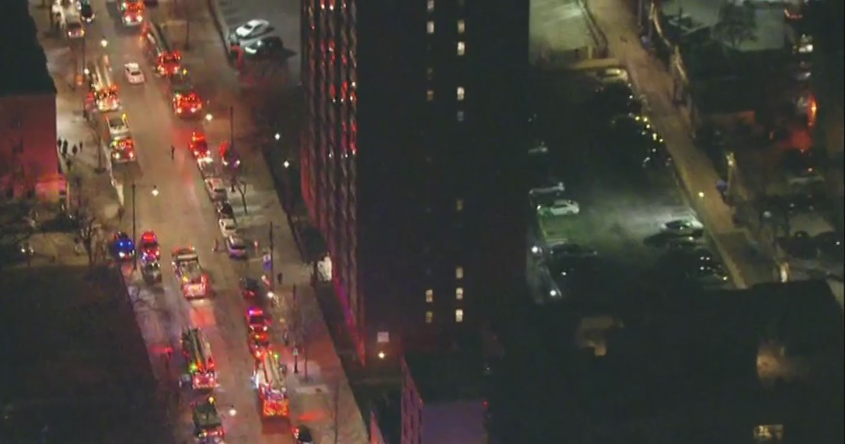 Three people hospitalized from scene of Chicago high-rise fire - CBS ...