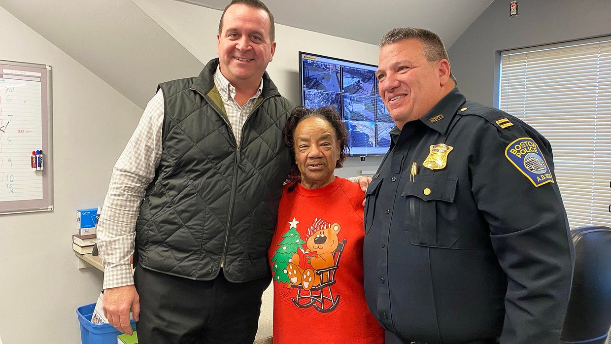 Boston police officers revive 83-year-old community activist during ...