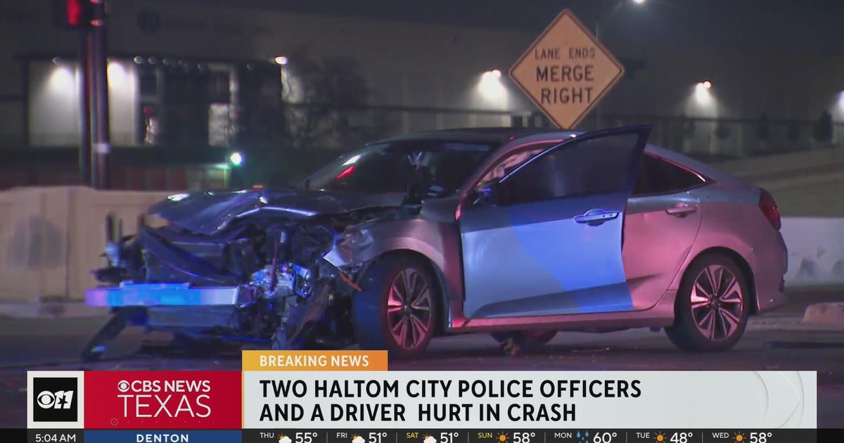 2 Haltom City police officers, 1 driver injured in crash - CBS Texas