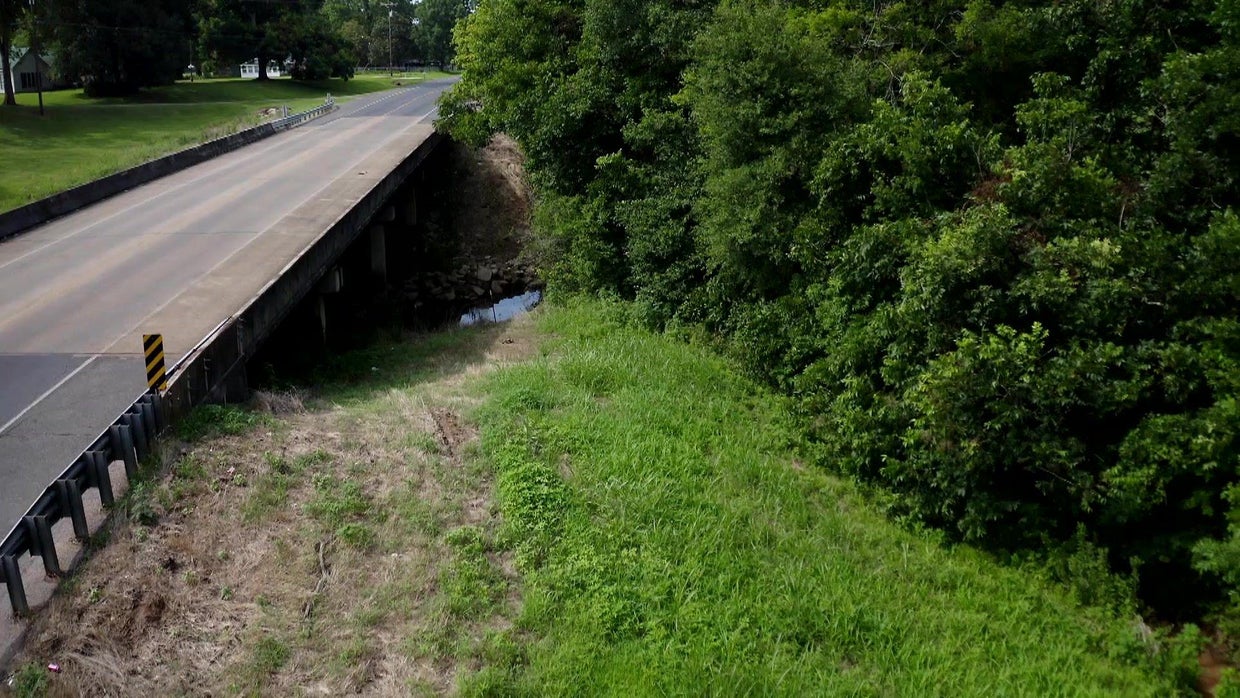 Evidence photos in the death of Louisiana mother Megan Parra - CBS News