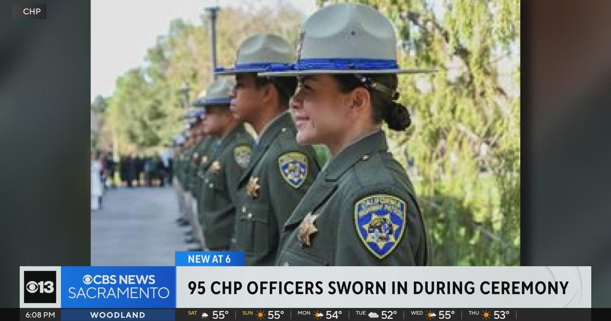 95 CHP officers sworn in during ceremony - CBS Sacramento