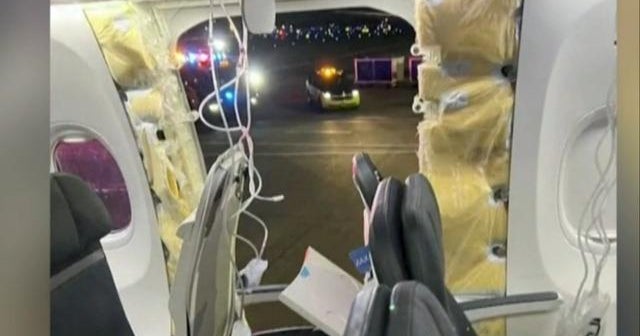 Boeing CEO acknowledges "mistake" after door plug blowout - CBS News