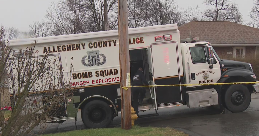 Two people injured due to potential explosion inside Monaca home - CBS ...