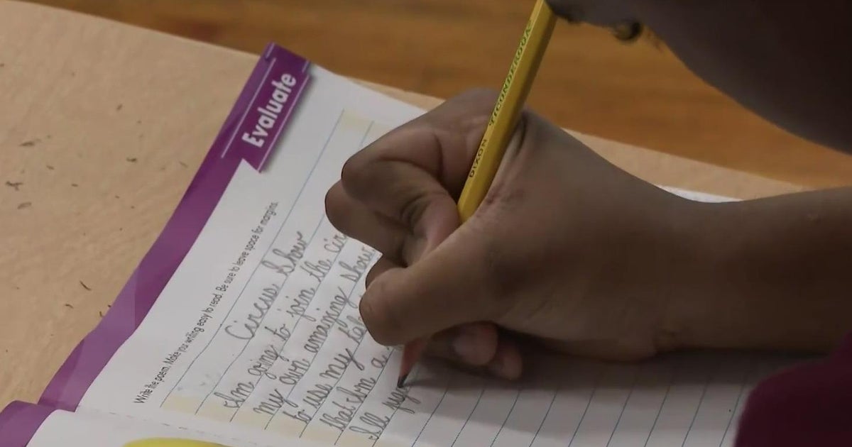 California writes cursive back into elementary school curriculum - CBS ...
