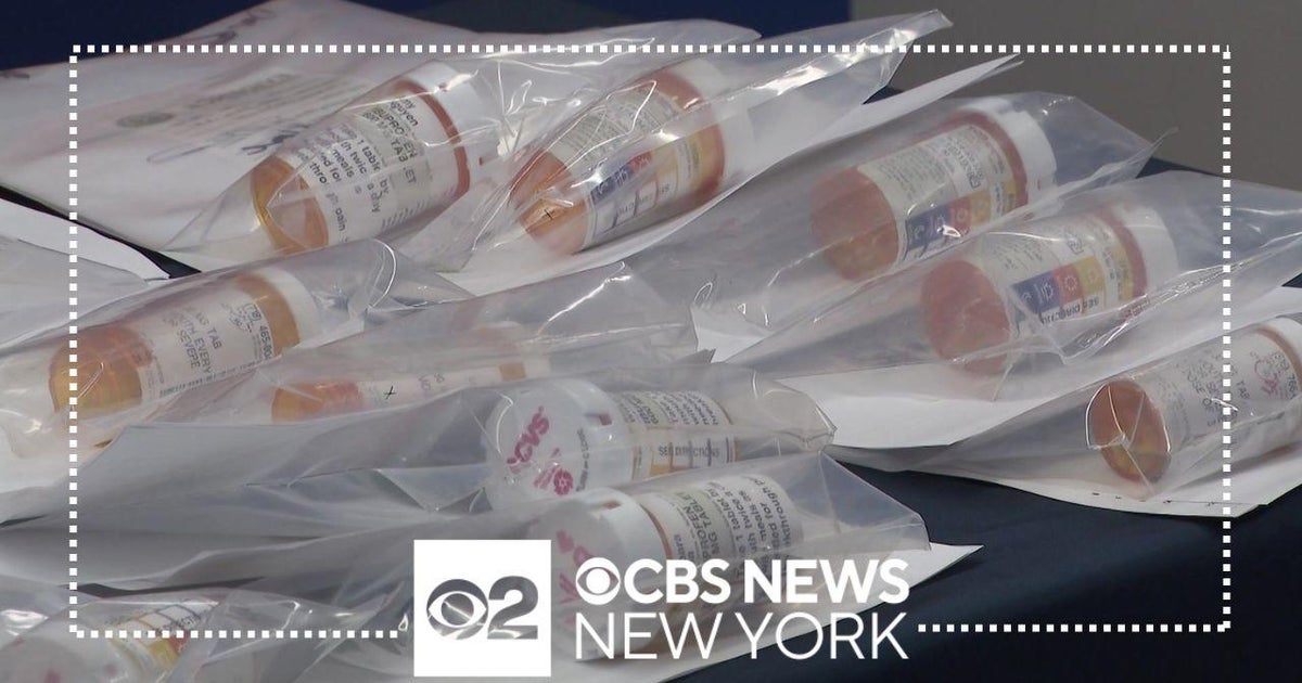 Florida man charged in prescription drug hacking scheme - CBS New York