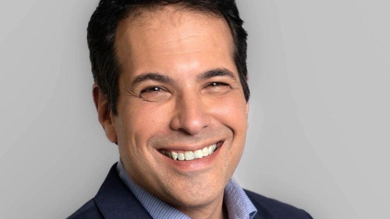 CBS News Team - Anchor & Correspondent Bios - CBS News