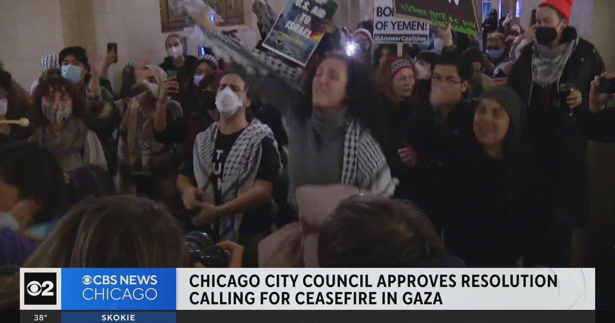 Chicago City Council calls for ceasefire in Israel-Hamas war - CBS Chicago
