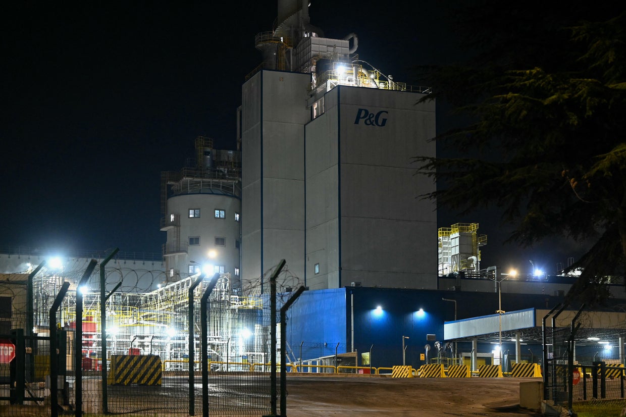 Workers safe after gunmen take hostages at Procter & Gamble factory in ...