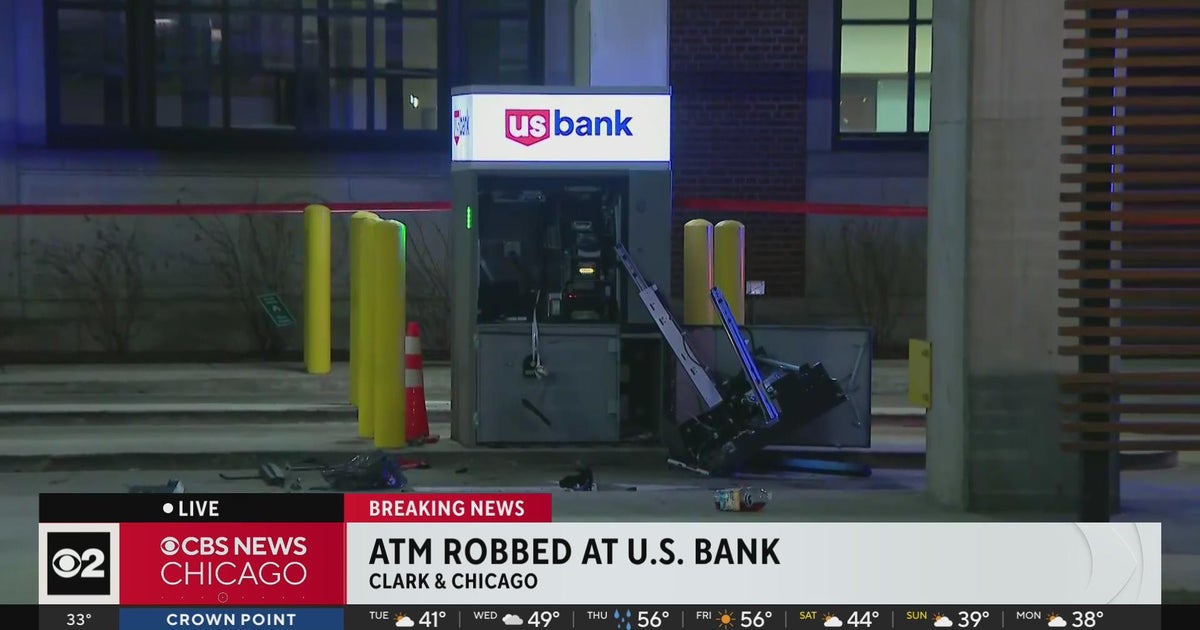 ATM torn apart in downtown Chicago - CBS Chicago