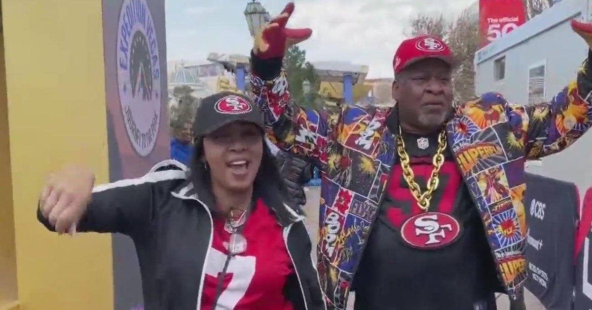 49ers fans bask in Super Bowl excitement on Las Vegas Strip even ...