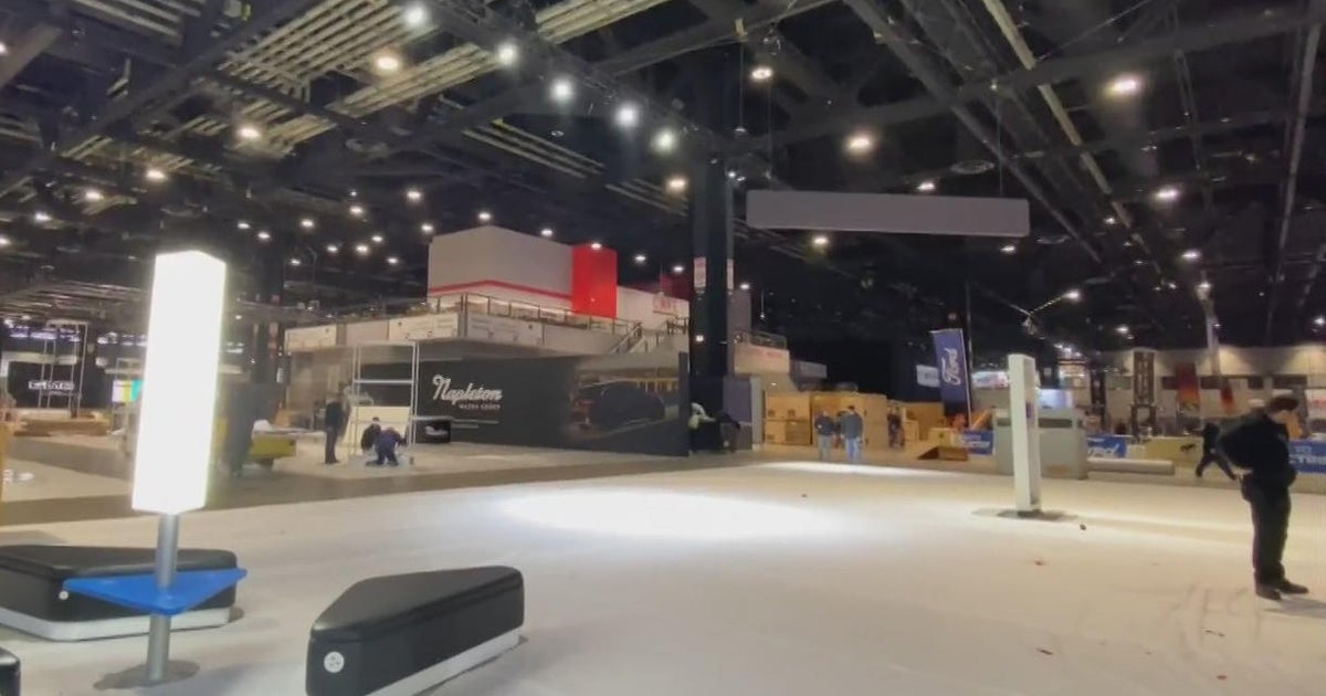 McCormick Place transforms into a showroom floor for the Chicago Auto ...