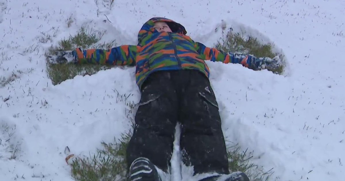 Minnesotans make up for lost time during first "big" snowfall of the ...