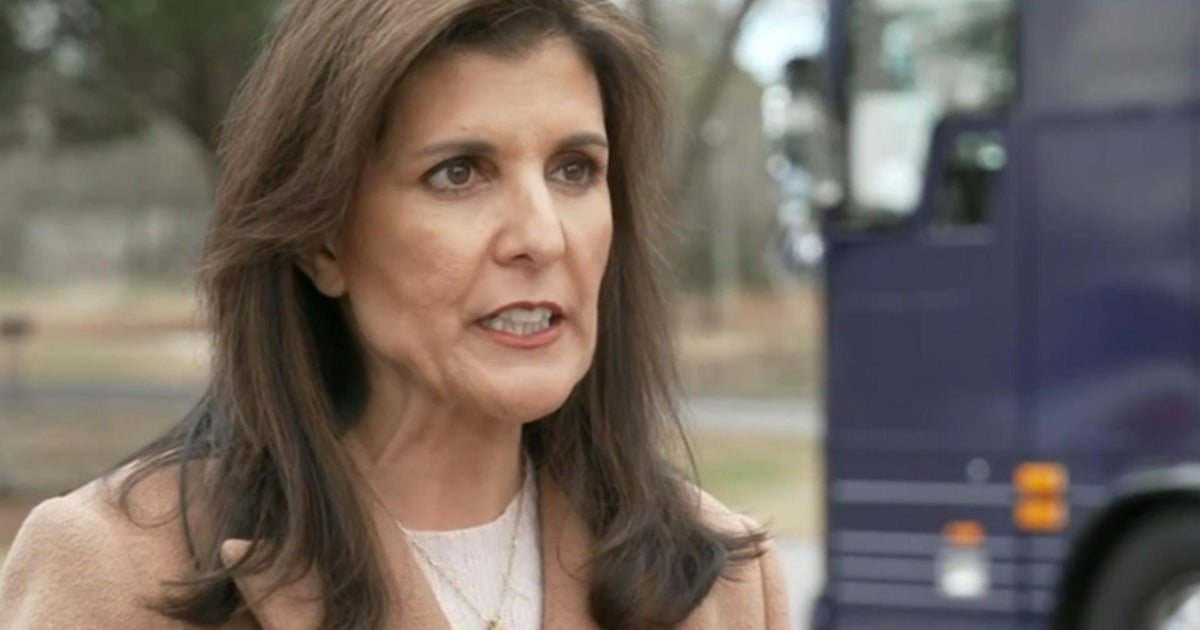 Haley campaigns in South Carolina as Trump slams legal cases in pitch ...