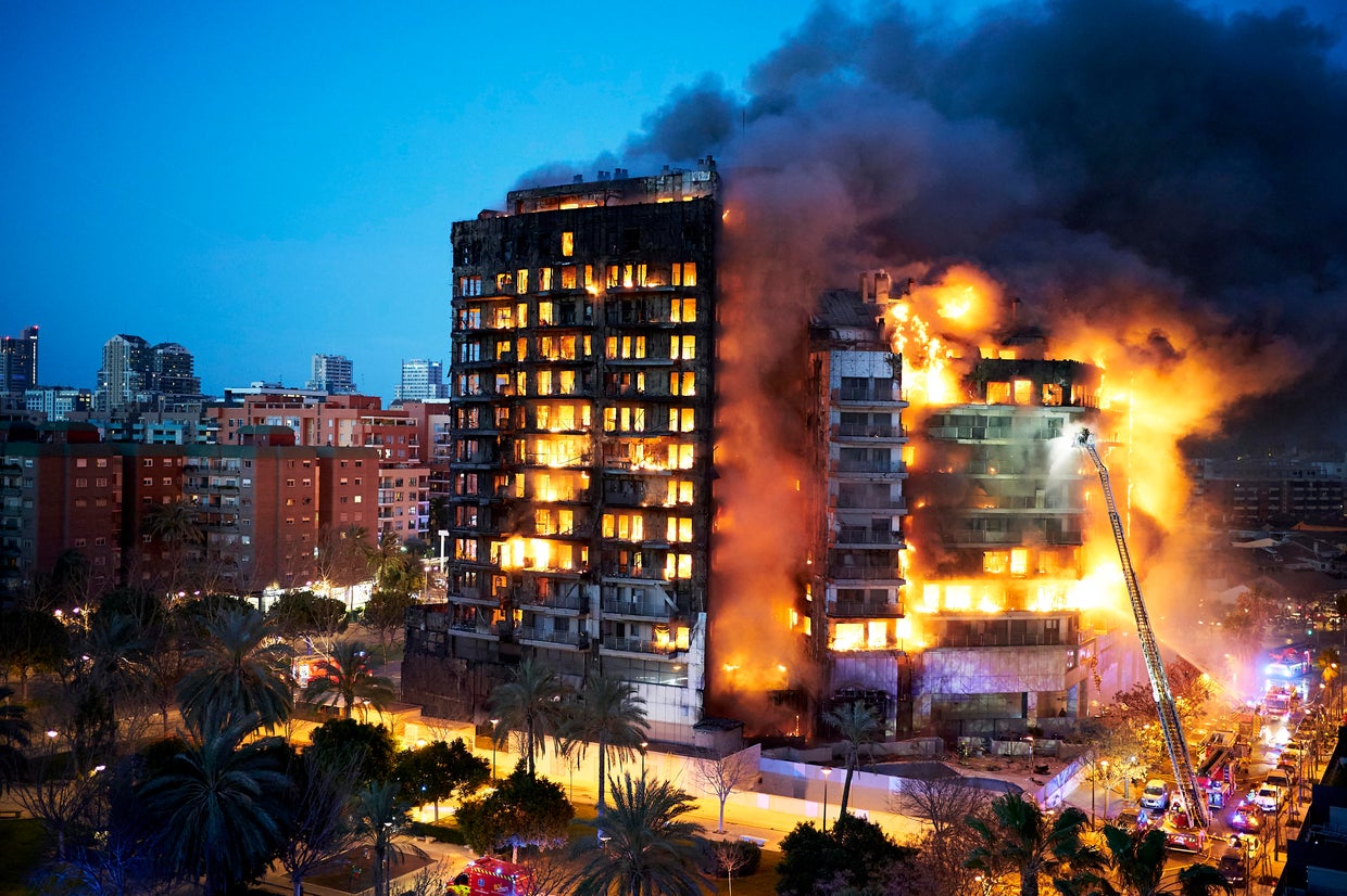 Death toll rises to 10 after deadly fire in Spain's southern city of ...