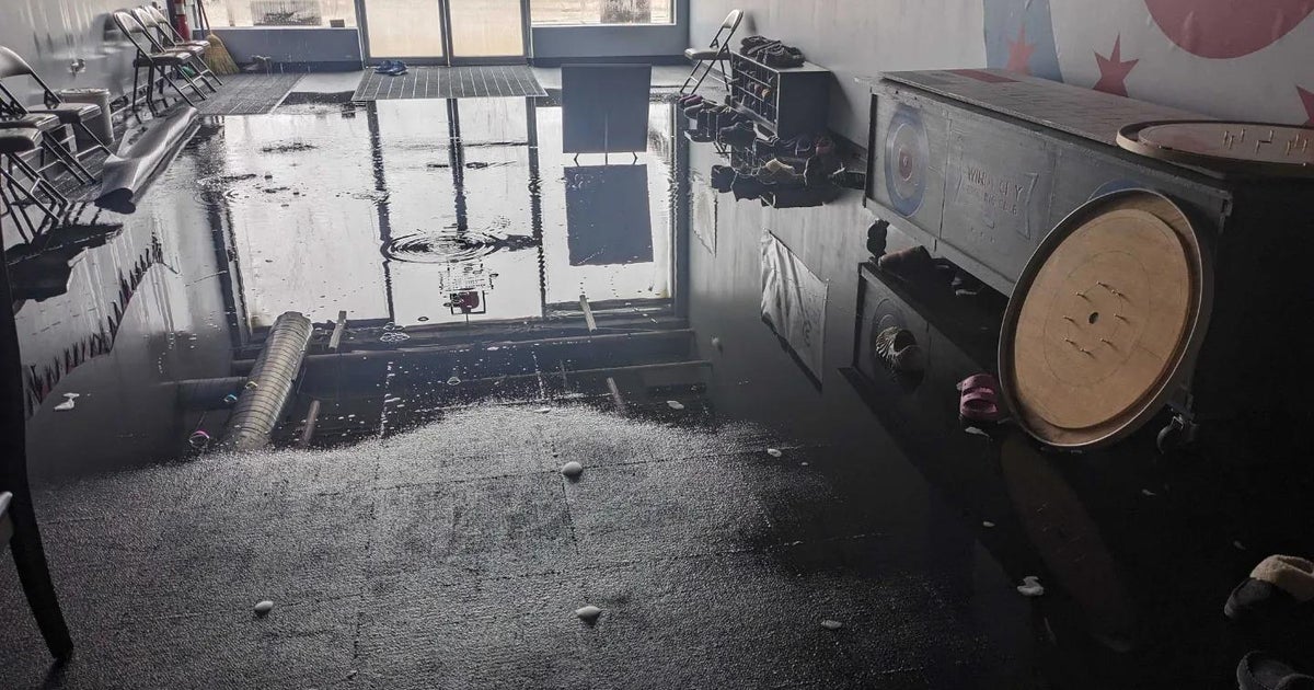 Windy City Curling Club closes after fire in Chicago area strip mall ...