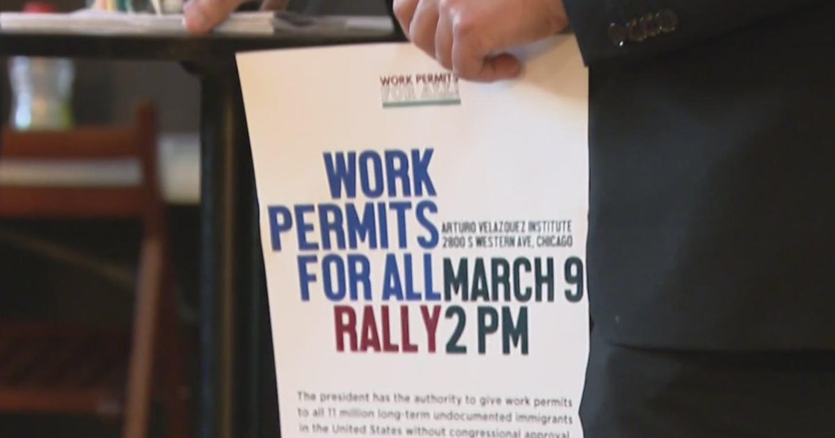 Activists push for work permits for the undocumented - CBS Chicago