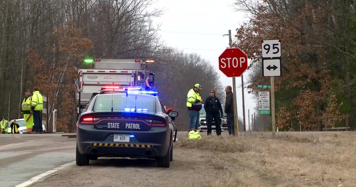 At least one dead in fatal west-central Wisconsin crash - CBS Minnesota