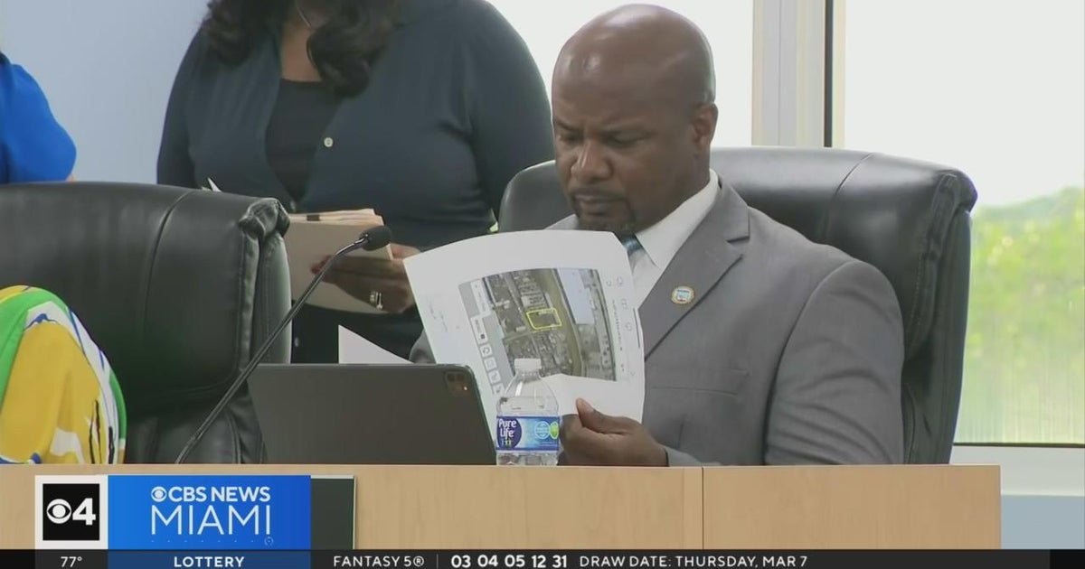 Darvin Williams becomes Opa-locka's city manager - CBS Miami