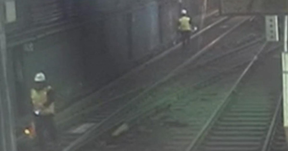 MBTA Orange Line workers nearly hit by oncoming train - CBS Boston
