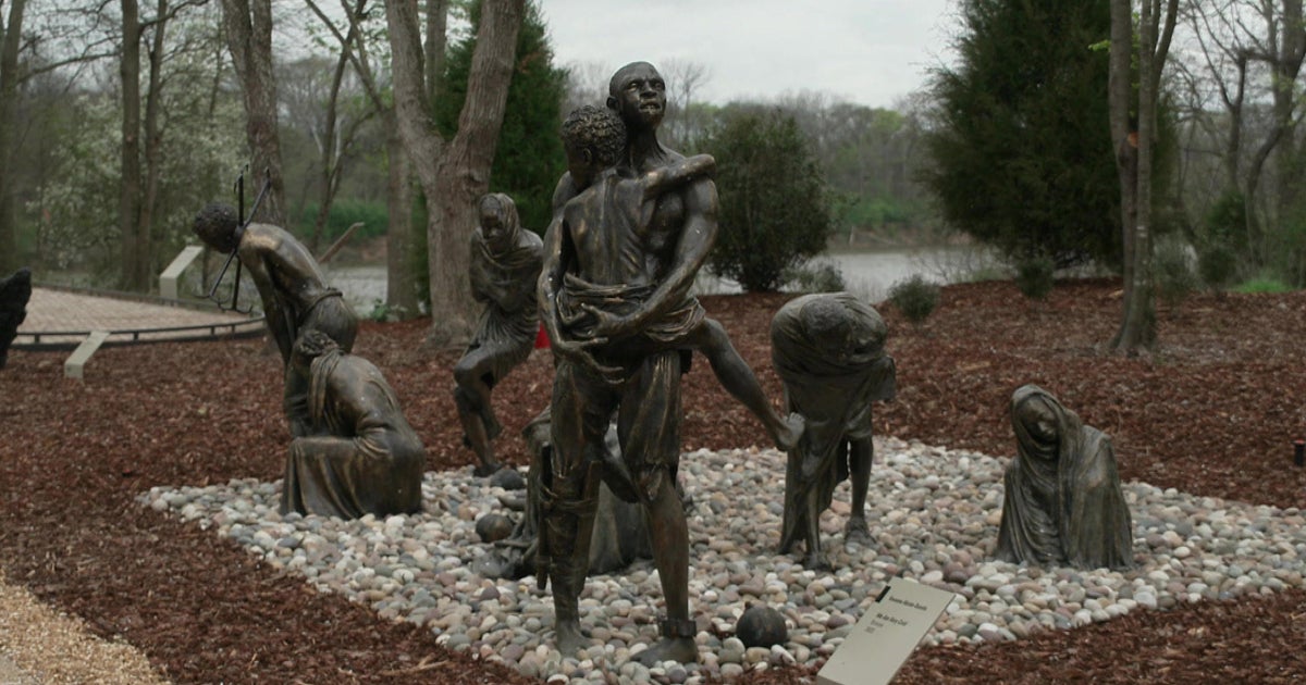 Alabama sculpture park evokes history of slavery - CBS News