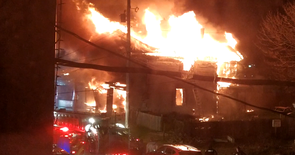 Jeannette neighbor rescues 2 children and mom from fire that killed 5 ...