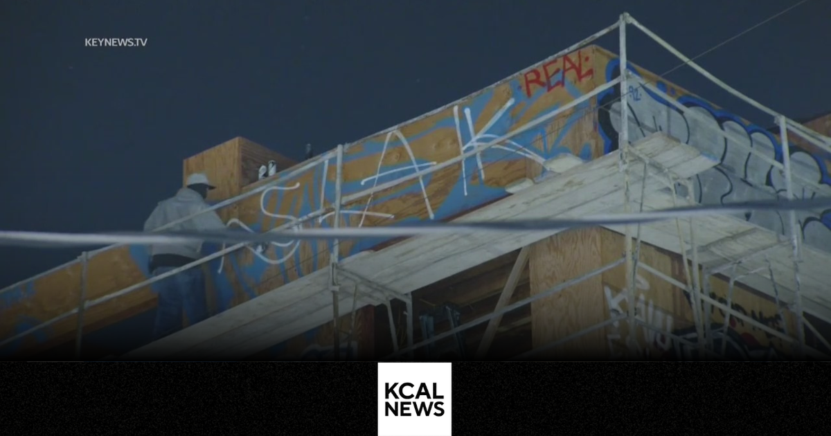 Under construction building draws attention of taggers in East ...