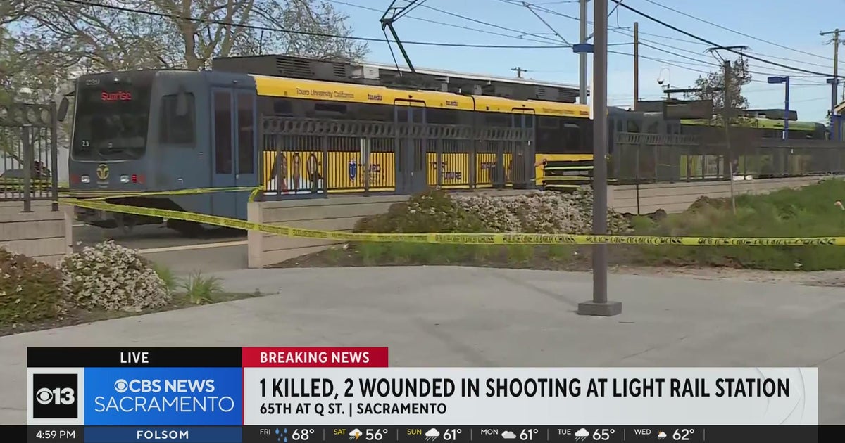 1 killed 2 wounded in Sacramento light rail station shooting - CBS ...