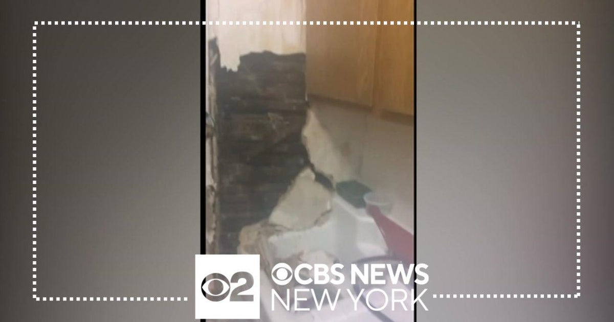 Nyc Landlord Surrenders After Arrest Warrant Issued For Neglect