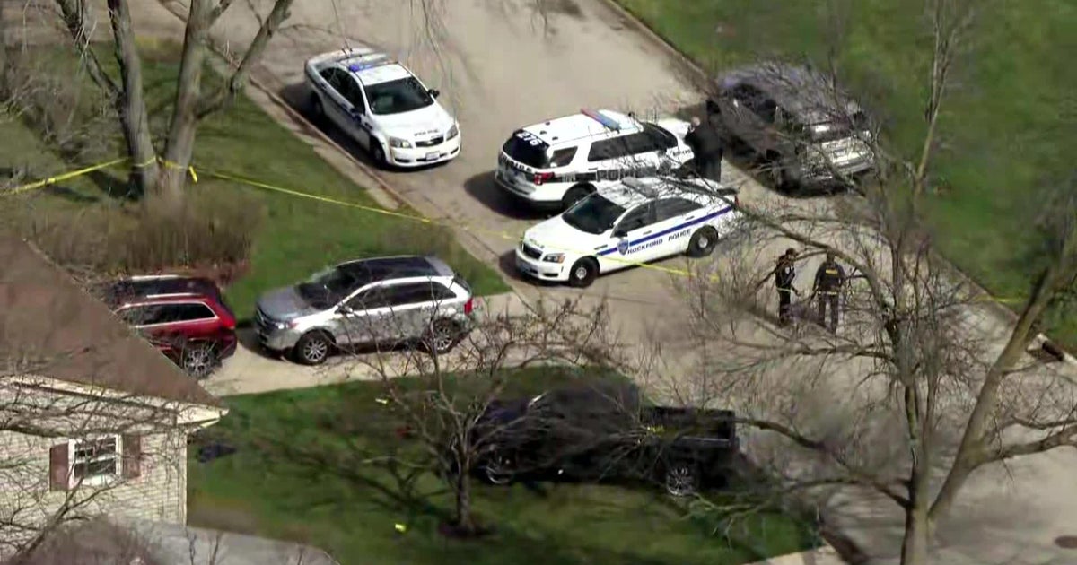 Suspect in custody after multiple people stabbed in Rockford - CBS Chicago