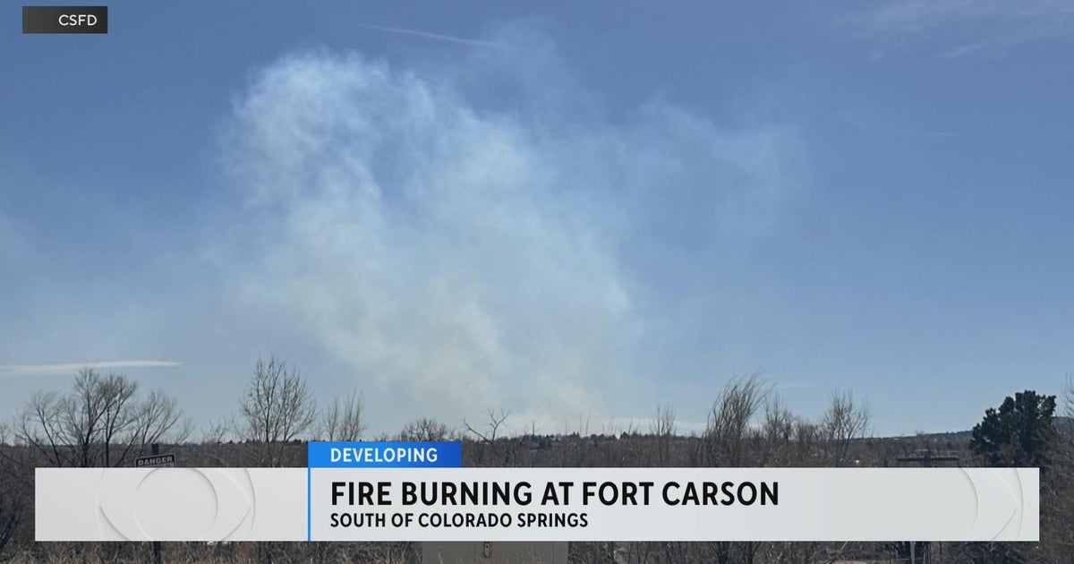 Fire sparks on Colorado's Fort Carson military base - CBS Colorado