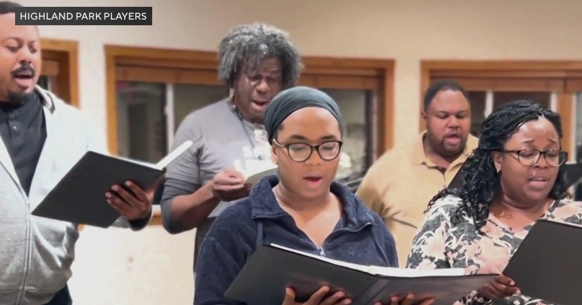 Sneak peek at “Ragtime” by the Highland Park Players - CBS Chicago