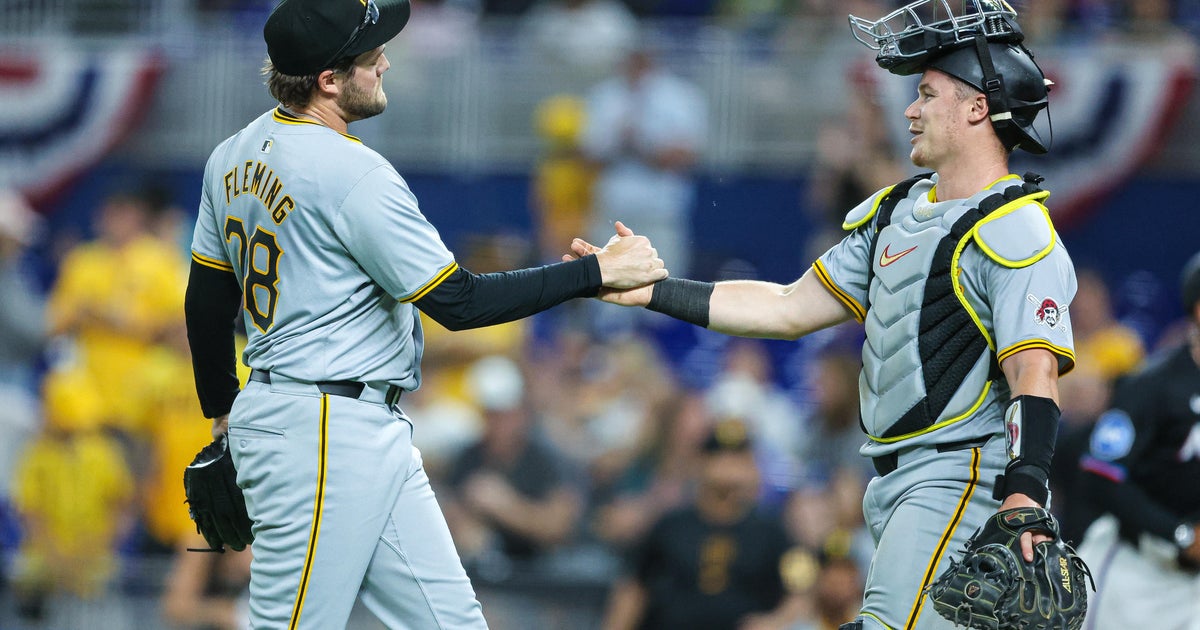 Hayes hits single and RBI double, Pirates pitching remains sharp in 7-2 ...