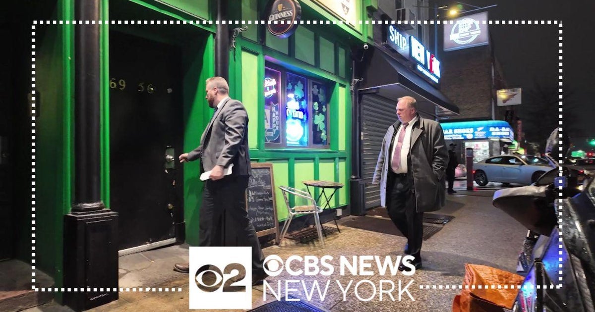 Woman killed, man injured in stabbed inside of Maspeth, Queens bar ...