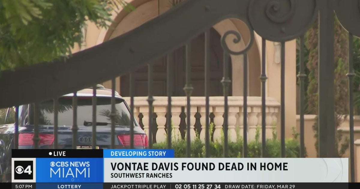 Former NFL star Vontae Davis found dead in Florida home - CBS Miami