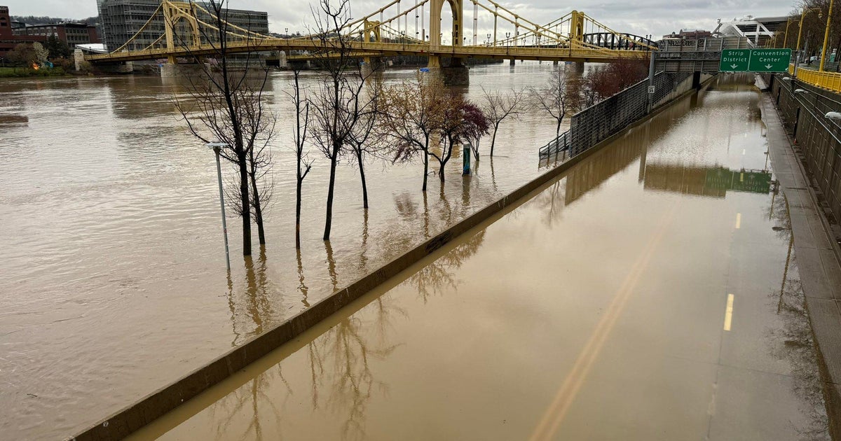 Pittsburgh's rivers flood roads and landmarks as clean up begins - CBS ...