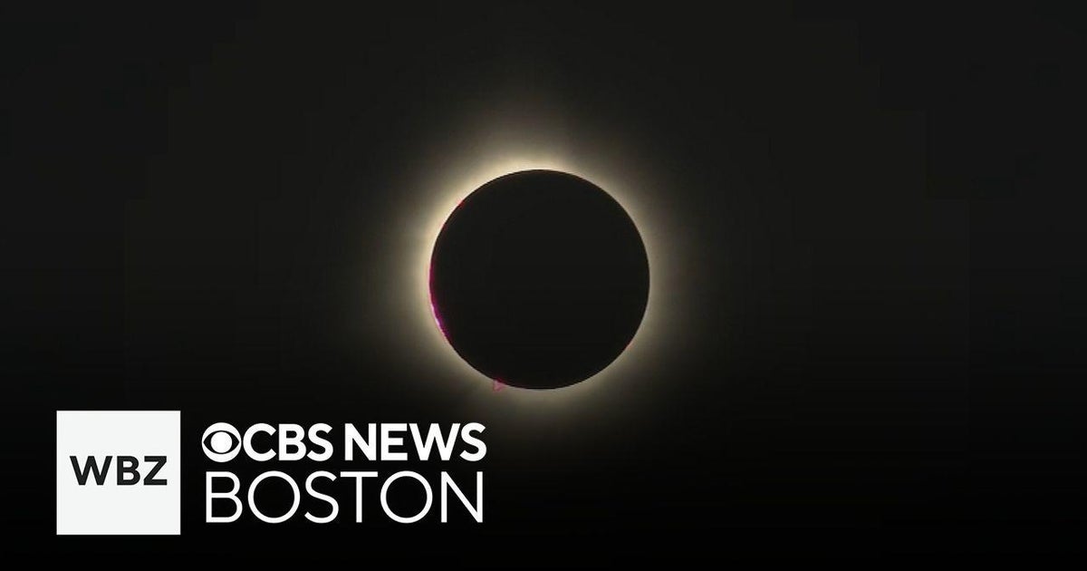 Watch the moment the solar eclipse reached totality in New Hampshire ...